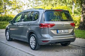 Pelēks Volkswagen Touran 2016 Rīga, ar dzinēja tilpumu 2.00 L un nobraukumu 261 tūkst. km par 9990 €, foto 7 vietnē AUTOMOTO.COM.LV