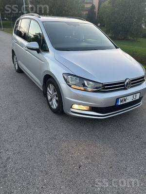 Pelēks Volkswagen Touran 2016 Cēsis, ar dzinēja tilpumu 2.00 L un nobraukumu 156 tūkst. km par 12500 €, foto 5 vietnē AUTOMOTO.COM.LV