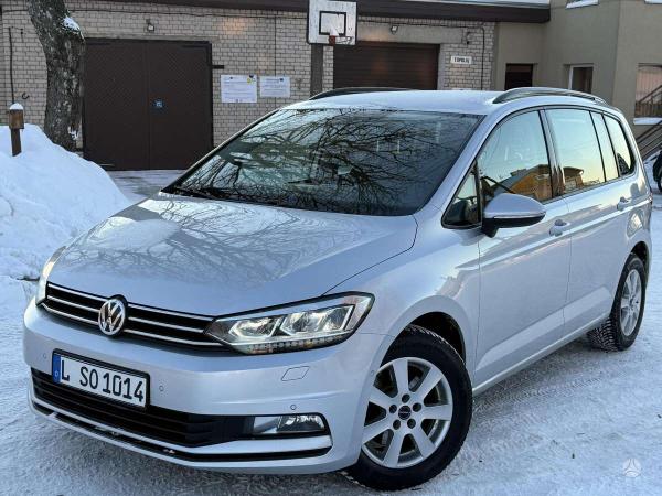 Pelēks Volkswagen Touran 2017 Raseiniai, ar dzinēja tilpumu 1.60 L un nobraukumu 259 tūkst. km par 9950 €, foto 2 vietnē AUTOMOTO.COM.LV