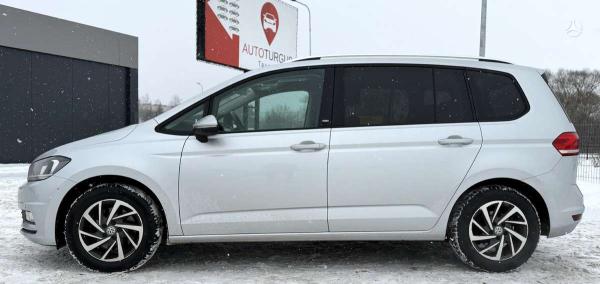 Pelēks Volkswagen Touran 2017 Tauragė, ar dzinēja tilpumu 1.60 L un nobraukumu 234 tūkst. km par 8200 €, foto 10 vietnē AUTOMOTO.COM.LV