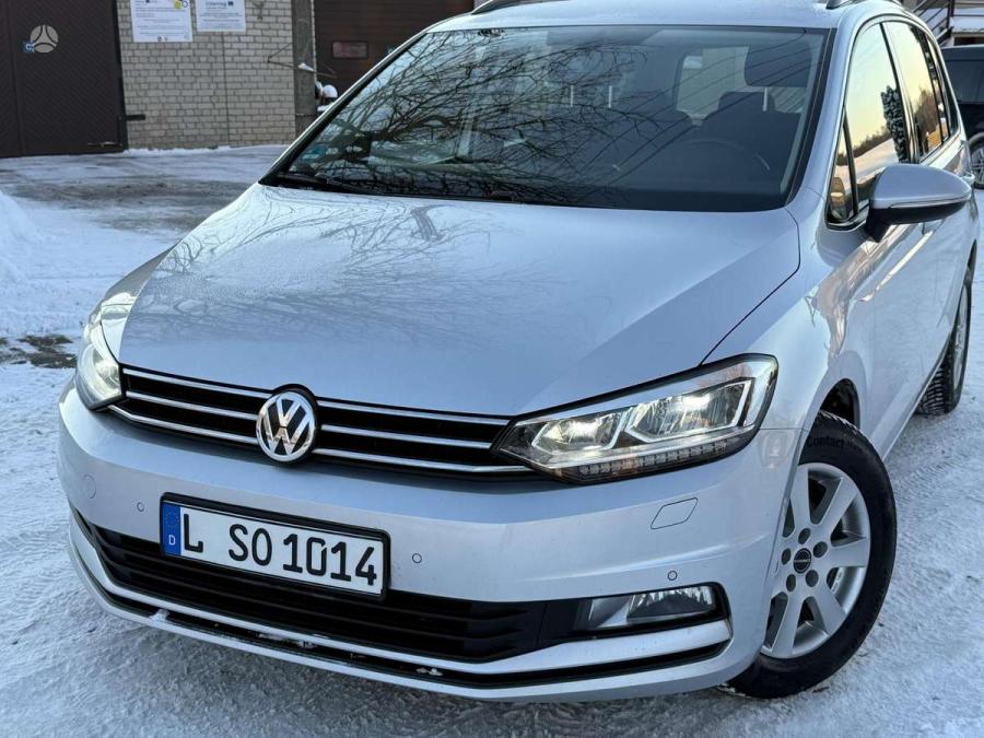 Pelēks Volkswagen Touran 2017 Raseiniai, ar dzinēja tilpumu 1.60 L un nobraukumu 240 tūkst. km par 9300 €, foto 1 vietnē AUTOMOTO.COM.LV