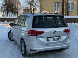 Pelēks Volkswagen Touran 2017 Raseiniai, ar dzinēja tilpumu 1.60 L un nobraukumu 240 tūkst. km par 9300 €, foto 26 vietnē AUTOMOTO.COM.LV