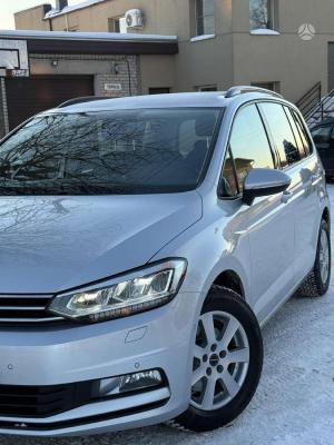 Pelēks Volkswagen Touran 2017 Raseiniai, ar dzinēja tilpumu 1.60 L un nobraukumu 240 tūkst. km par 9300 €, foto 29 vietnē AUTOMOTO.COM.LV