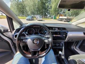 Pelēks Volkswagen Touran 2017 Vilkaviškis, ar dzinēja tilpumu 1.60 L un nobraukumu 330 tūkst. km par 9400 €, foto 10 vietnē AUTOMOTO.COM.LV