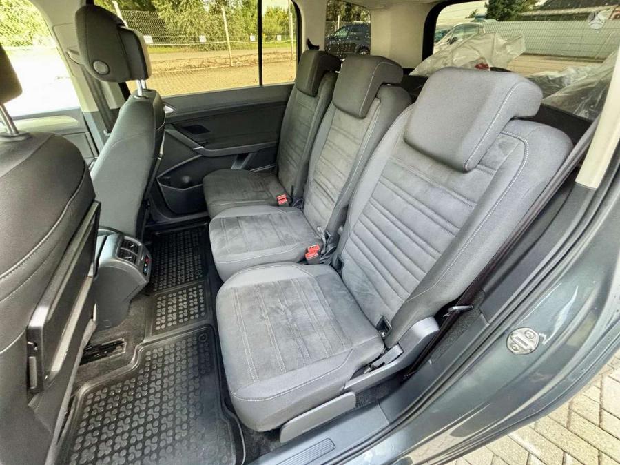 Pelēks Volkswagen Touran 2017 Tauragė, ar dzinēja tilpumu 1.60 L un nobraukumu 340 tūkst. km par 7950 €, foto 13 vietnē AUTOMOTO.COM.LV