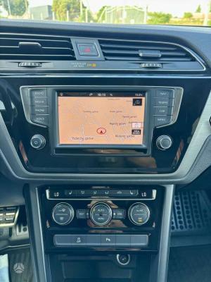 Pelēks Volkswagen Touran 2017 Tauragė, ar dzinēja tilpumu 1.60 L un nobraukumu 340 tūkst. km par 7950 €, foto 21 vietnē AUTOMOTO.COM.LV