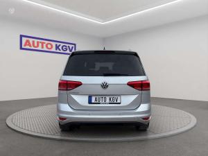 Grey Volkswagen Touran 2017 in Klaipeda, with an engine capacity of 1.80 L and mileage of 298 thousand km for 11999 €, photo 5 on AUTOMOTO.COM.LV