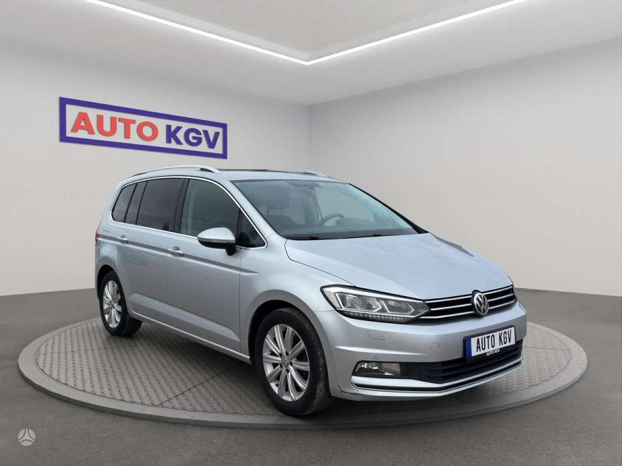 Grey Volkswagen Touran 2017 in Klaipeda, with an engine capacity of 1.80 L and mileage of 298 thousand km for 11999 €, photo 8 on AUTOMOTO.COM.LV