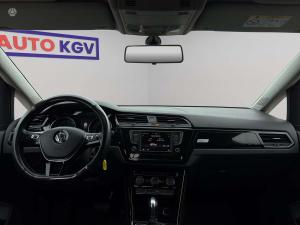 Grey Volkswagen Touran 2017 in Klaipeda, with an engine capacity of 1.80 L and mileage of 298 thousand km for 11999 €, photo 13 on AUTOMOTO.COM.LV