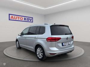 Grey Volkswagen Touran 2017 in Klaipeda, with an engine capacity of 1.80 L and mileage of 298 thousand km for 11999 €, photo 4 on AUTOMOTO.COM.LV