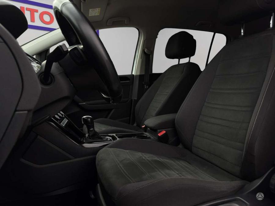 Grey Volkswagen Touran 2017 in Klaipeda, with an engine capacity of 1.80 L and mileage of 298 thousand km for 11999 €, photo 15 on AUTOMOTO.COM.LV