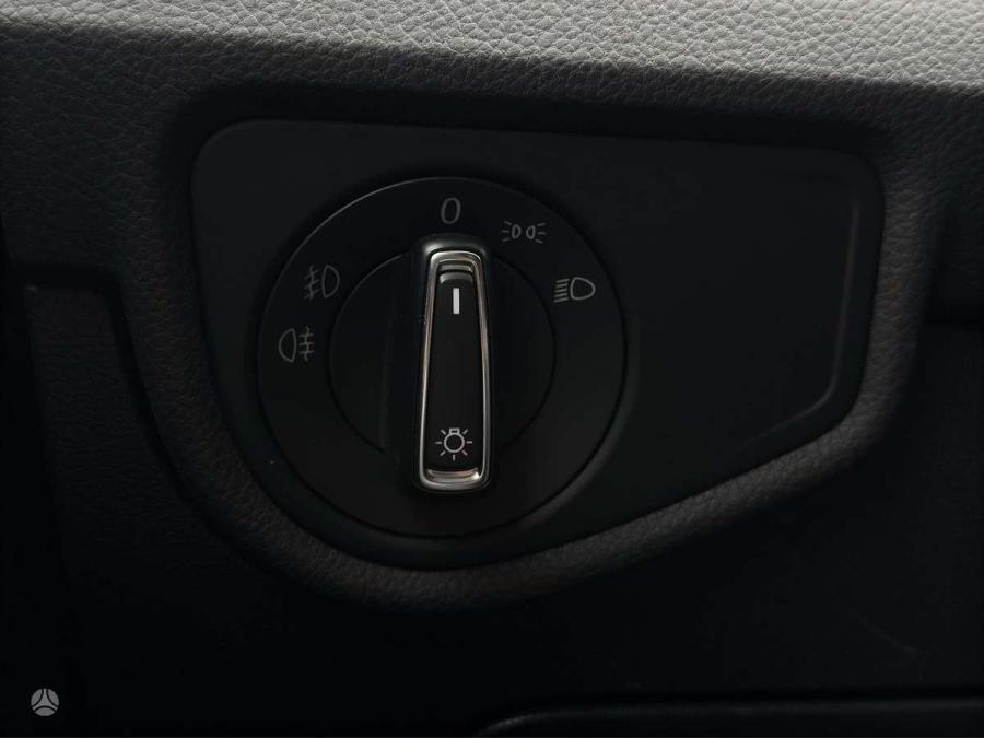 Grey Volkswagen Touran 2017 in Klaipeda, with an engine capacity of 1.80 L and mileage of 298 thousand km for 11999 €, photo 18 on AUTOMOTO.COM.LV