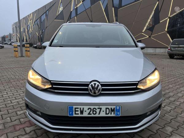 Pelēks Volkswagen Touran 2018 Šauļi, ar dzinēja tilpumu 1.97 L un nobraukumu 304 tūkst. km par 8900 €, foto 5 vietnē AUTOMOTO.COM.LV