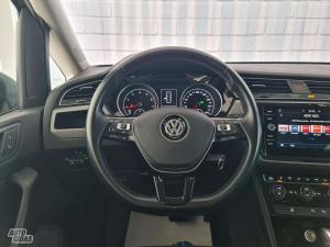 Pelēks Volkswagen Touran 2018 Kauņa, ar dzinēja tilpumu 0.00 L un nobraukumu 60 tūkst. km par 25480 €, foto 14 vietnē AUTOMOTO.COM.LV