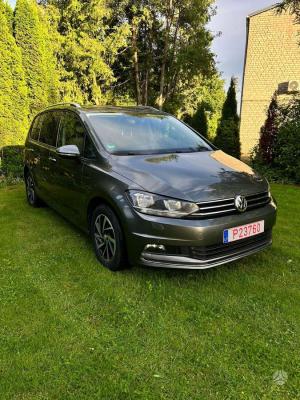 Pelēks Volkswagen Touran 2018 Biržai, ar dzinēja tilpumu 1.60 L un nobraukumu 153 tūkst. km par 12000 €, foto  vietnē AUTOMOTO.COM.LV