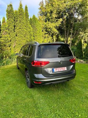 Pelēks Volkswagen Touran 2018 Biržai, ar dzinēja tilpumu 1.60 L un nobraukumu 153 tūkst. km par 12000 €, foto 6 vietnē AUTOMOTO.COM.LV