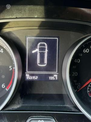 Pelēks Volkswagen Touran 2018 Biržai, ar dzinēja tilpumu 1.60 L un nobraukumu 153 tūkst. km par 12000 €, foto 11 vietnē AUTOMOTO.COM.LV