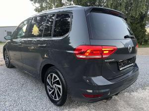 Pelēks Volkswagen Touran 2018 Kauņa, ar dzinēja tilpumu 1.97 L un nobraukumu 172 tūkst. km par 8250 €, foto  vietnē AUTOMOTO.COM.LV