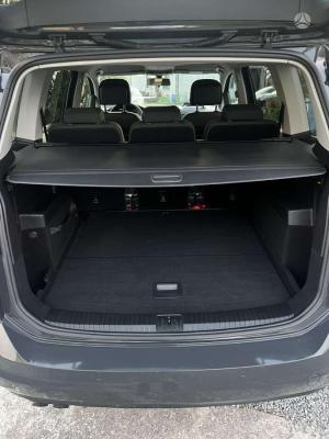 Grey Volkswagen Touran 2018 in Kaunas, with an engine capacity of 1.97 L and mileage of 172 thousand km for 8250 €, photo 41 on AUTOMOTO.COM.LV