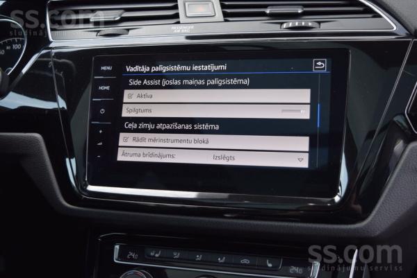 Pelēks Volkswagen Touran 2018 Rīga, ar dzinēja tilpumu 1.60 L un nobraukumu 260 tūkst. km par 13500 €, foto 9 vietnē AUTOMOTO.COM.LV