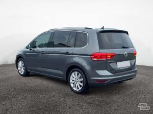 Grey Volkswagen Touran 2019 in Kaunas, with an engine capacity of 1.50 L and mileage of 75 thousand km for 25433 €, photo 4 on AUTOMOTO.COM.LV