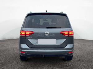 Grey Volkswagen Touran 2019 in Kaunas, with an engine capacity of 1.50 L and mileage of 75 thousand km for 25433 €, photo 5 on AUTOMOTO.COM.LV
