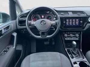 Grey Volkswagen Touran 2019 in Kaunas, with an engine capacity of 1.50 L and mileage of 75 thousand km for 25433 €, photo 10 on AUTOMOTO.COM.LV