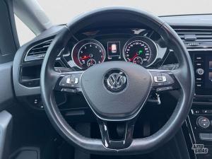 Grey Volkswagen Touran 2019 in Kaunas, with an engine capacity of 1.50 L and mileage of 75 thousand km for 25433 €, photo 13 on AUTOMOTO.COM.LV
