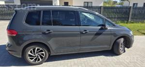 Grey Volkswagen Touran 2019 in Riga, with an engine capacity of 1.60 L and mileage of 287 thousand km for 13900 €, photo 8 on AUTOMOTO.COM.LV