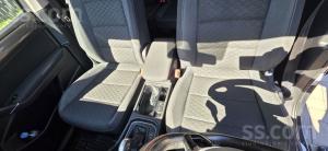 Grey Volkswagen Touran 2019 in Riga, with an engine capacity of 1.60 L and mileage of 287 thousand km for 13900 €, photo 19 on AUTOMOTO.COM.LV