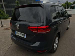 Pelēks Volkswagen Touran 2019 Viļņa, ar dzinēja tilpumu 1.50 L un nobraukumu 205 tūkst. km par 10990 €, foto 9 vietnē AUTOMOTO.COM.LV