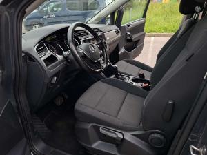 Pelēks Volkswagen Touran 2019 Viļņa, ar dzinēja tilpumu 1.50 L un nobraukumu 205 tūkst. km par 10990 €, foto 12 vietnē AUTOMOTO.COM.LV