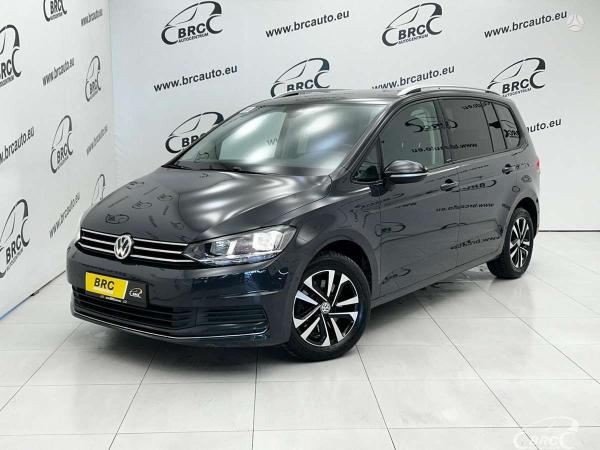 Grey Volkswagen Touran 2019 in Vilnius, with an engine capacity of 1.60 L and mileage of 180 thousand km for 13400 €, photo 1 on AUTOMOTO.COM.LV