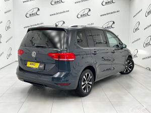 Pelēks Volkswagen Touran 2019 Viļņa, ar dzinēja tilpumu 1.60 L un nobraukumu 180 tūkst. km par 13400 €, foto 4 vietnē AUTOMOTO.COM.LV