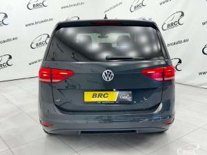 Pelēks Volkswagen Touran 2019 Viļņa, ar dzinēja tilpumu 1.60 L un nobraukumu 180 tūkst. km par 13400 €, foto 32 vietnē AUTOMOTO.COM.LV