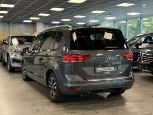 Grey Volkswagen Touran 2019 in Klaipeda, with an engine capacity of 1.97 L and mileage of 246 thousand km for 14950 €, photo 12 on AUTOMOTO.COM.LV