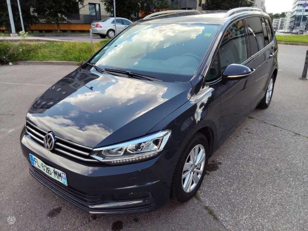 Pelēks Volkswagen Touran 2019 Viļņa, ar dzinēja tilpumu 1.50 L un nobraukumu 208 tūkst. km par 10999 €, foto 5 vietnē AUTOMOTO.COM.LV