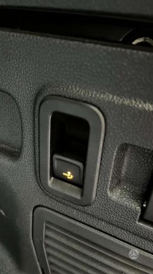 Pelēks Volkswagen Touran 2019 Viļņa, ar dzinēja tilpumu 1.50 L un nobraukumu 186 tūkst. km par 17000 €, foto 27 vietnē AUTOMOTO.COM.LV
