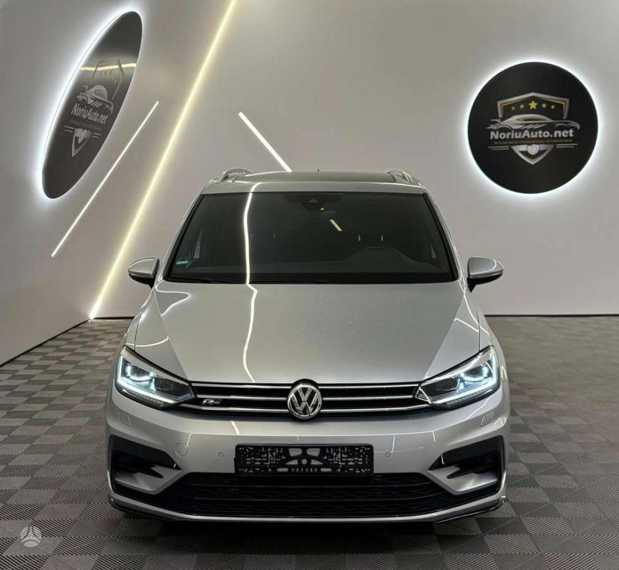 Pelēks Volkswagen Touran 2019 Marijampole, ar dzinēja tilpumu 1.97 L un nobraukumu 198 tūkst. km par 15999 €, foto 7 vietnē AUTOMOTO.COM.LV