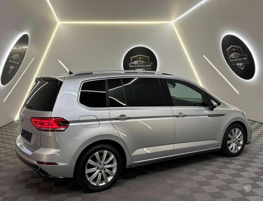 Pelēks Volkswagen Touran 2019 Marijampole, ar dzinēja tilpumu 1.97 L un nobraukumu 198 tūkst. km par 15999 €, foto 9 vietnē AUTOMOTO.COM.LV