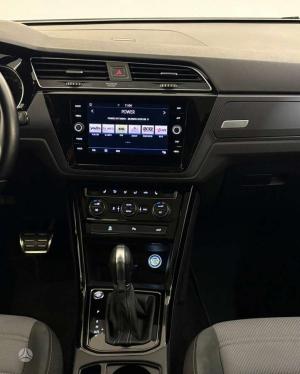 Pelēks Volkswagen Touran 2019 Marijampole, ar dzinēja tilpumu 1.97 L un nobraukumu 198 tūkst. km par 15999 €, foto 22 vietnē AUTOMOTO.COM.LV