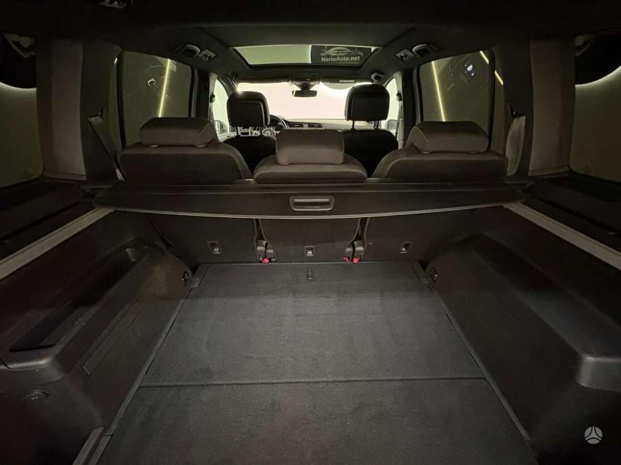 Pelēks Volkswagen Touran 2019 Marijampole, ar dzinēja tilpumu 1.97 L un nobraukumu 198 tūkst. km par 15999 €, foto 35 vietnē AUTOMOTO.COM.LV