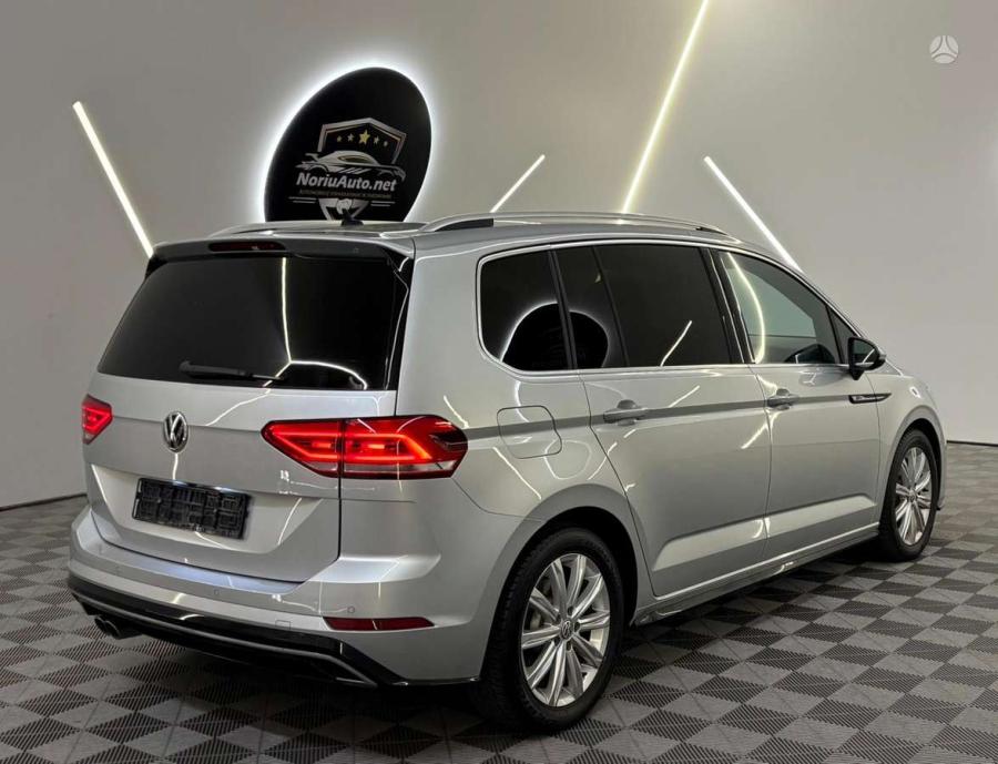 Pelēks Volkswagen Touran 2019 Marijampole, ar dzinēja tilpumu 1.97 L un nobraukumu 198 tūkst. km par 15999 €, foto 36 vietnē AUTOMOTO.COM.LV