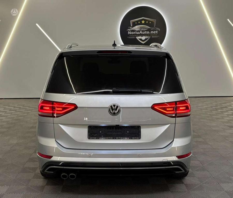 Pelēks Volkswagen Touran 2019 Marijampole, ar dzinēja tilpumu 1.97 L un nobraukumu 198 tūkst. km par 15999 €, foto 37 vietnē AUTOMOTO.COM.LV