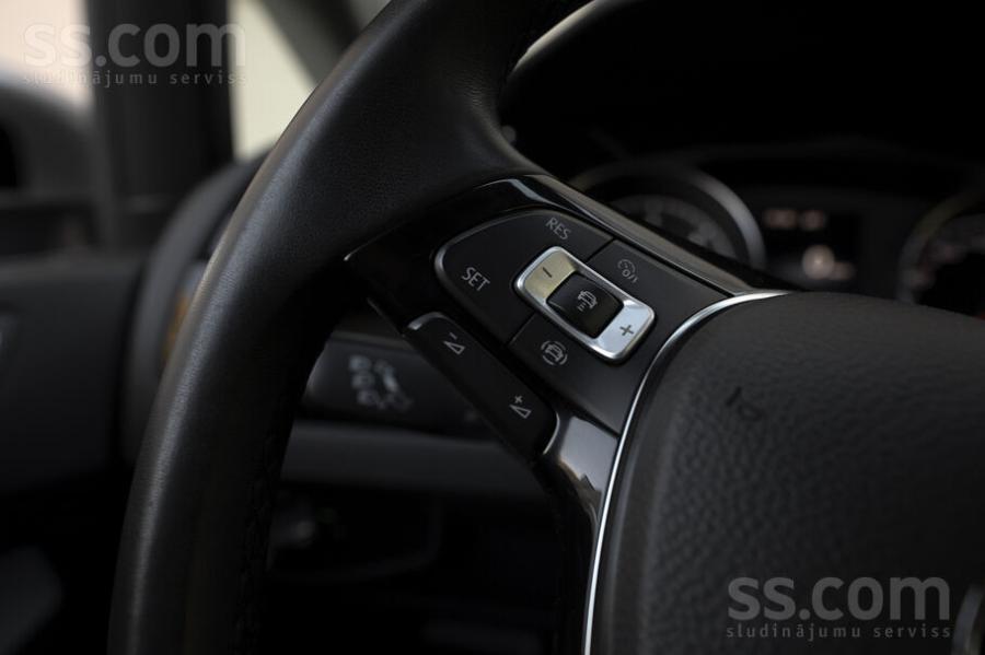 Pelēks Volkswagen Touran 2019 Rīga, ar dzinēja tilpumu 2.00 L un nobraukumu 268 tūkst. km par 17000 €, foto 14 vietnē AUTOMOTO.COM.LV