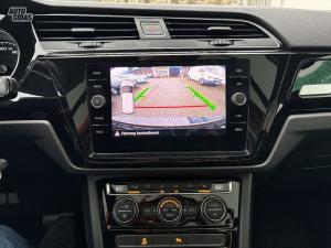 Grey Volkswagen Touran 2020 in Kaunas, with an engine capacity of 2.00 L and mileage of 61 thousand km for 25876 €, photo 2 on AUTOMOTO.COM.LV