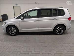 Pelēks Volkswagen Touran 2020 Kauņa, ar dzinēja tilpumu 1.50 L un nobraukumu 85 tūkst. km par 26911 €, foto 2 vietnē AUTOMOTO.COM.LV