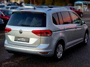 Grey Volkswagen Touran 2020 in Kaunas, with an engine capacity of 2.00 L and mileage of 92 thousand km for 23783 €, photo 8 on AUTOMOTO.COM.LV