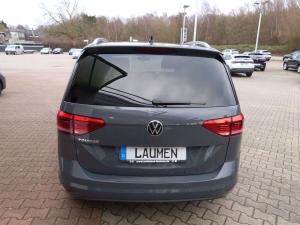 Grey Volkswagen Touran 2021 in Kaunas, with an engine capacity of 1.50 L and mileage of 83 thousand km for 25387 €, photo 6 on AUTOMOTO.COM.LV