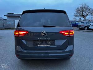 Pelēks Volkswagen Touran 2021 Kauņa, ar dzinēja tilpumu 1.50 L un nobraukumu 50 tūkst. km par 30630 €, foto 6 vietnē AUTOMOTO.COM.LV